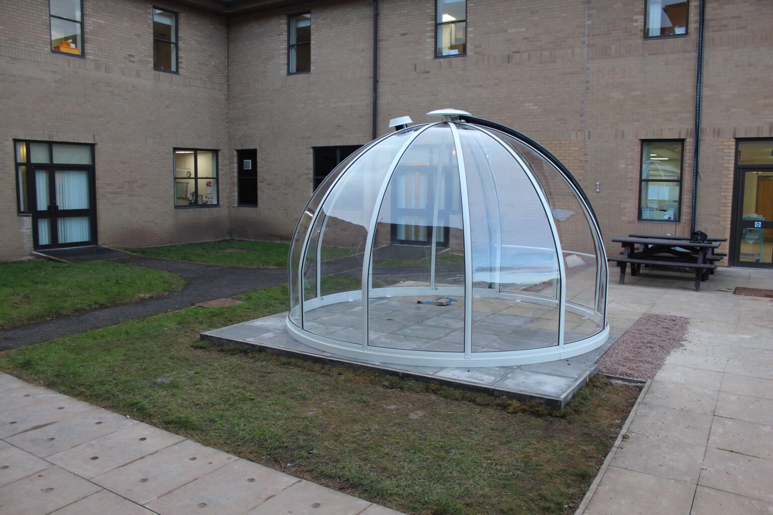 Royal Dome - Garden Dining Pod - Garden Dome - Dining Dome