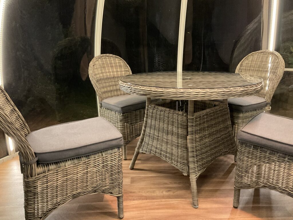 Royal Dome - Garden Dining Pod - Garden Dome - Dining Dome